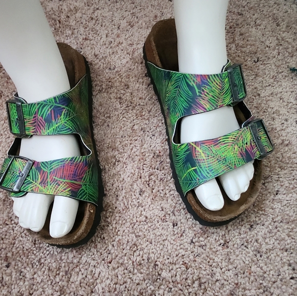 Papillio | Shoes | Birkenstock Papillio Arizona Sandal In Tropical Leaf ...